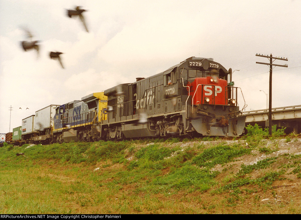 SP 7779 and CSXT 7892 Lead SP LANOF